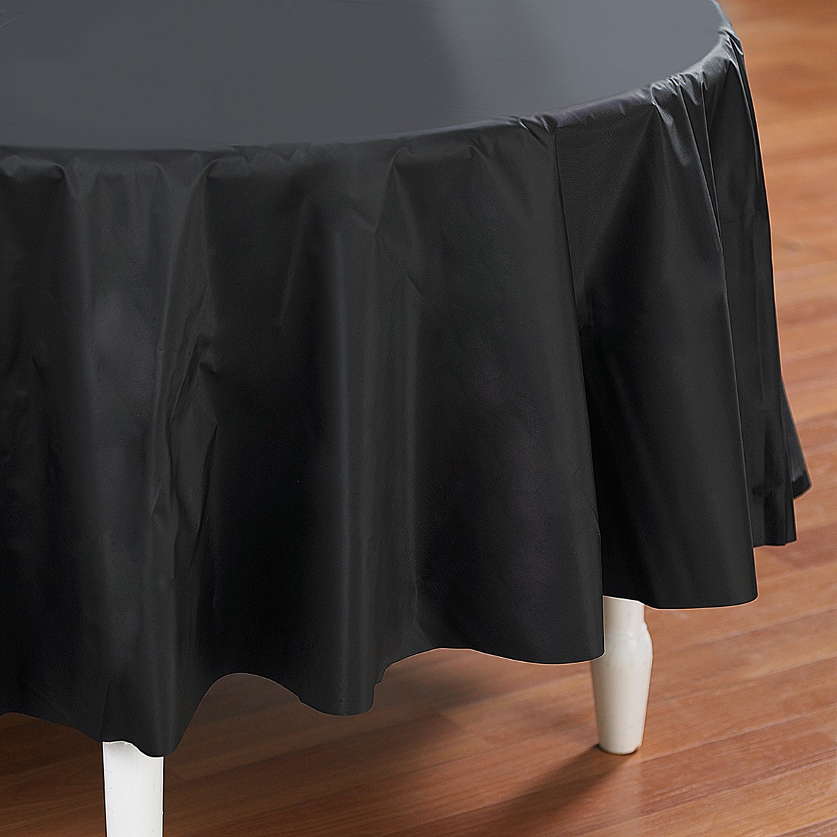 Black Velvet (Black) Round Plastic Tablecover - PartyBell.com